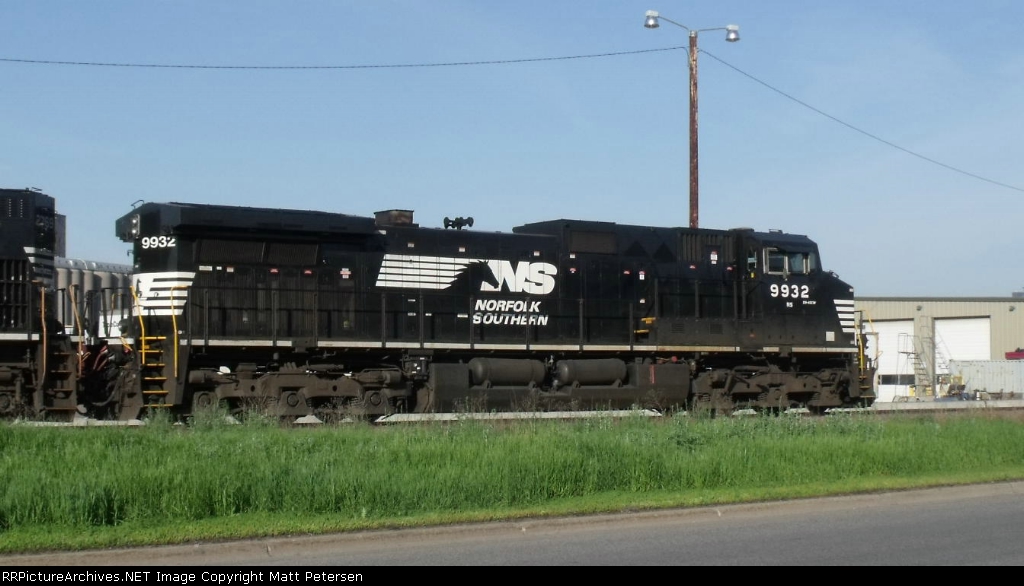 NS 9932